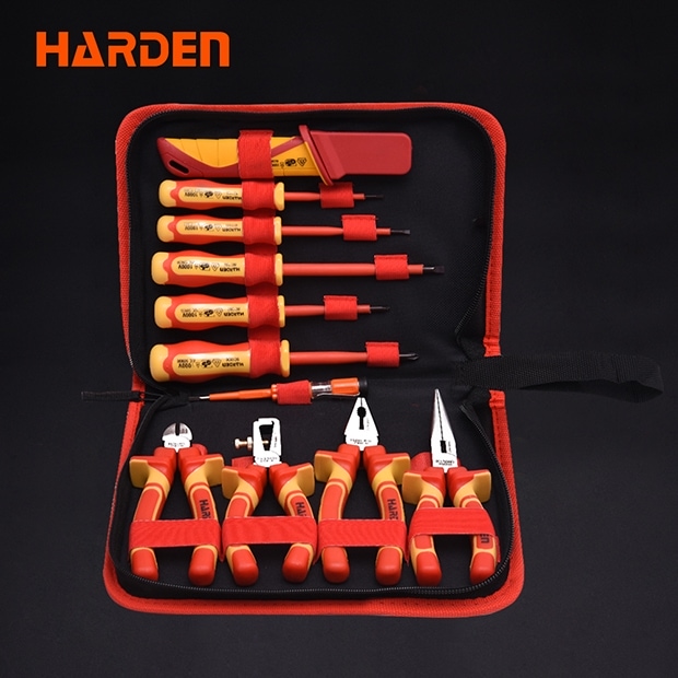 Insulated tools 11pcs set in UAE | Damam Hardware